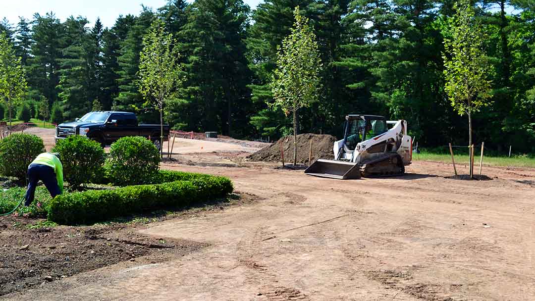 Custom Landscape Services - Realty Landscaping